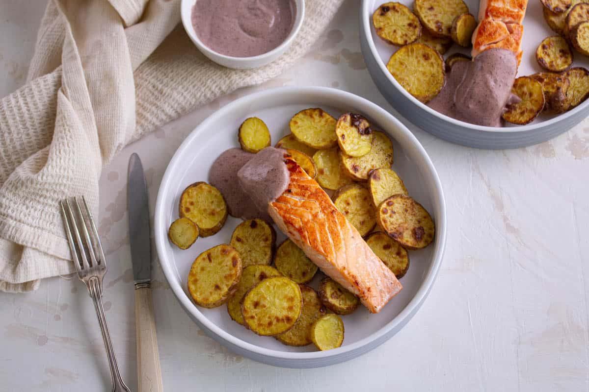 Saumon & Pommes de terre à la crème de Kalamata - Recette - Les Commis